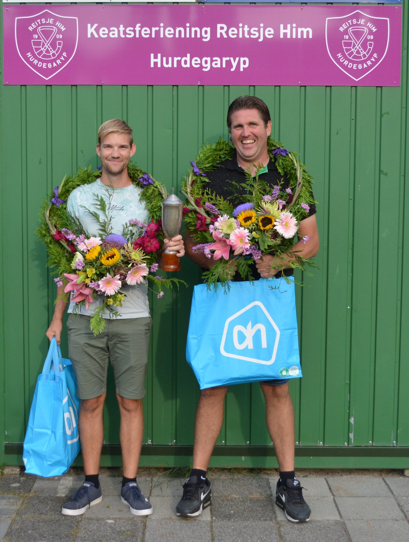 Van Os winnaars 2022 in de A klasse Jan Jelle Jongsma met Wander Meijer ...